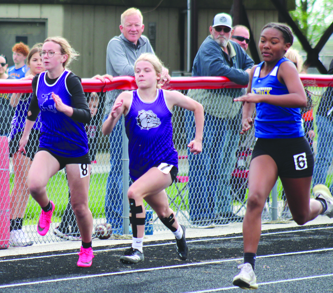 CGB Jr. High Track and Field at Annual Jr. High Okaw Conference Meet ...