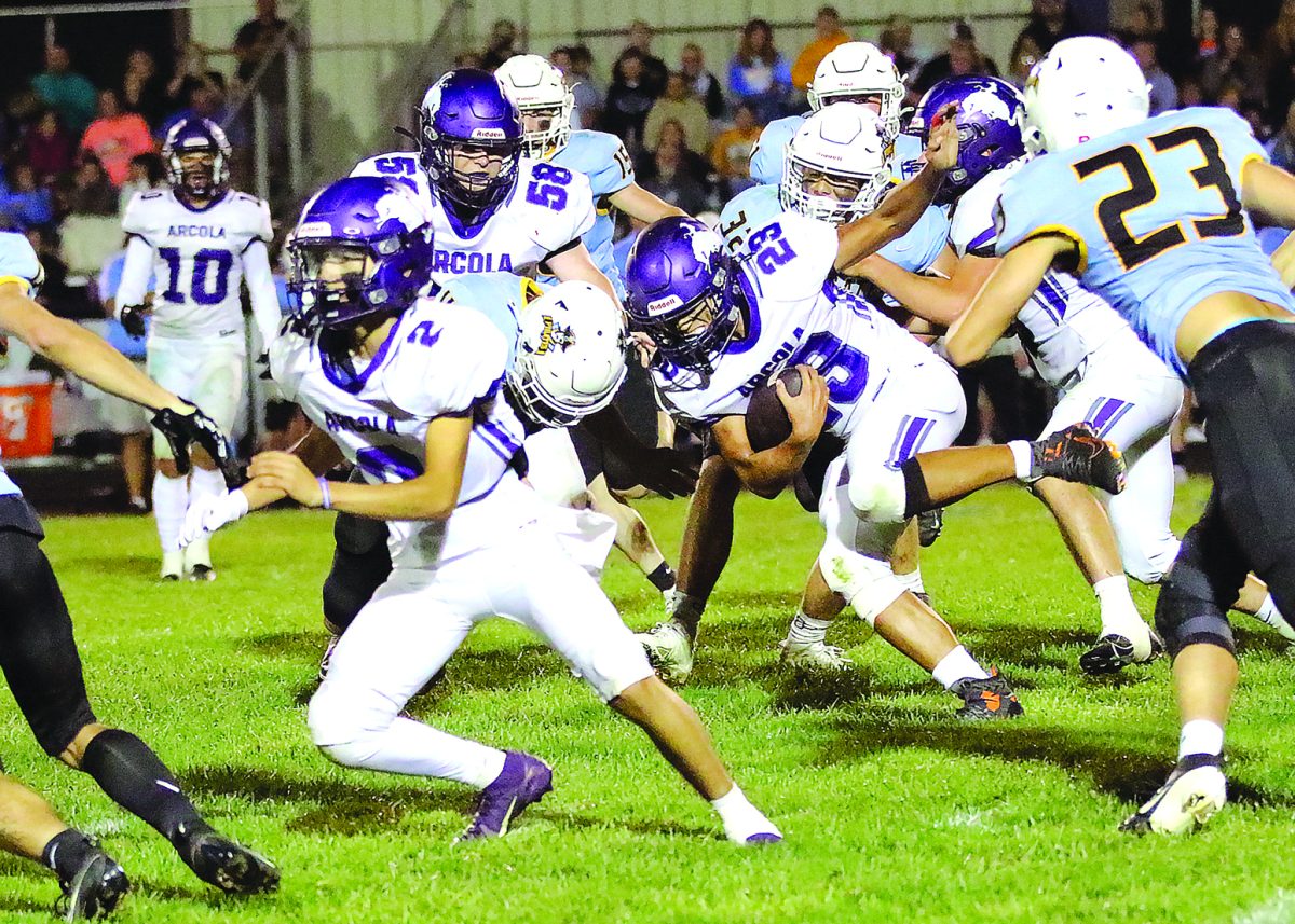Second quarter dooms Arcola football team – The County Chronicle