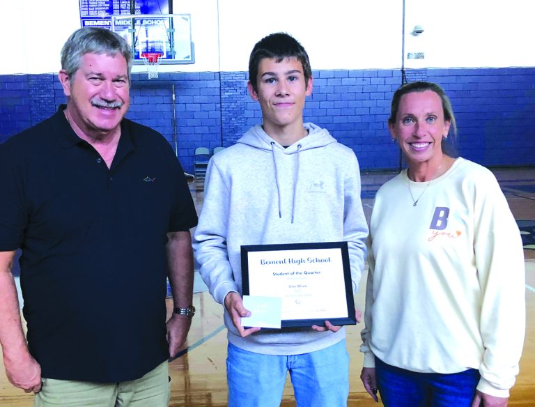 Silas Olson Named Student of the Quarter at Bement High School – The ...